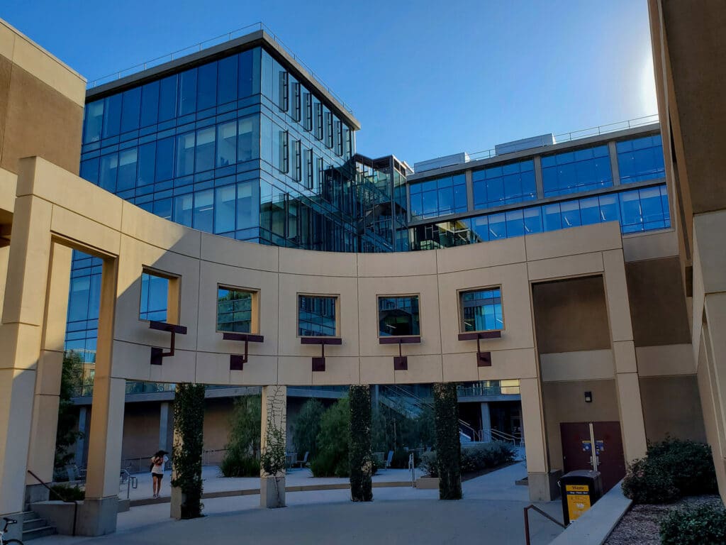 UC Irvine Interdisciplinary Science and Engineering Building (ISEB ...