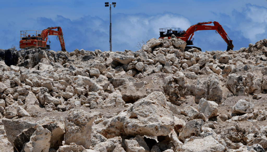 Stephanie Gurr, featured in Article section "Phosphate Rock" in SME ...